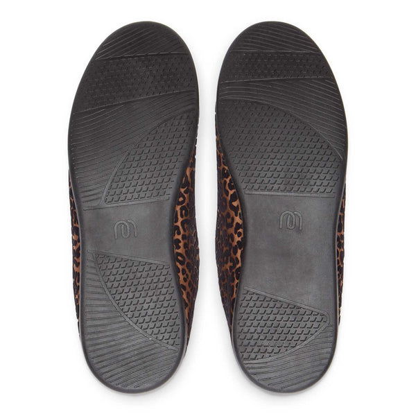 classic slippers by mahabis // slippers reinvented